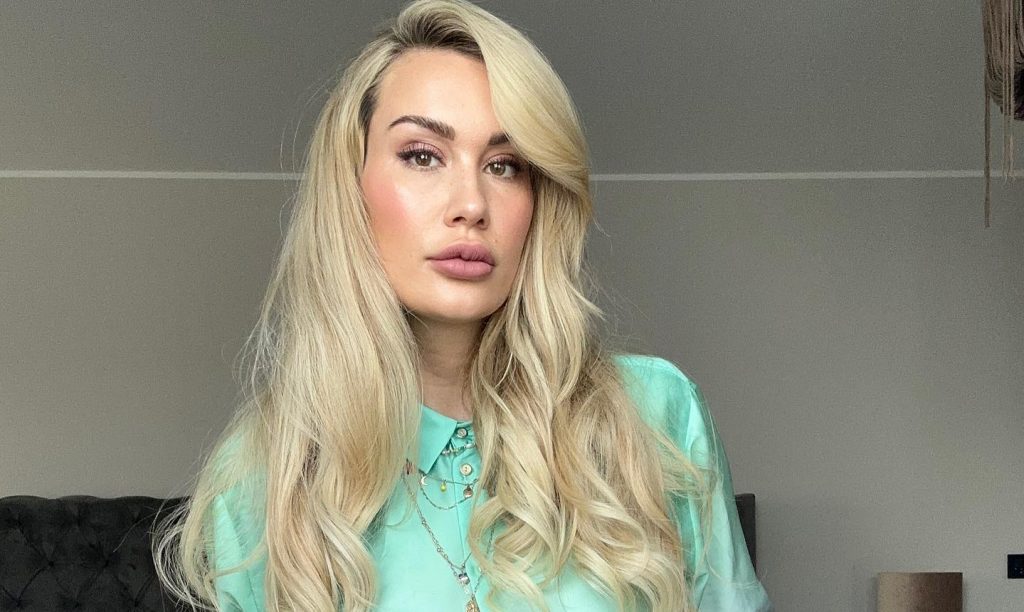 Sarah Bora alter, Größe, gewicht, vermögen,Freund, Ehemann, Biografie ...