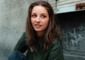 Checkerin Marina Blanke alter, Größe, gewicht, vermögen,Freund, Ehemann ...