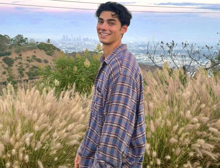 Jacob Rott (elevator boys)Alter, Größe, Gewicht, vermögen, Freundin ...