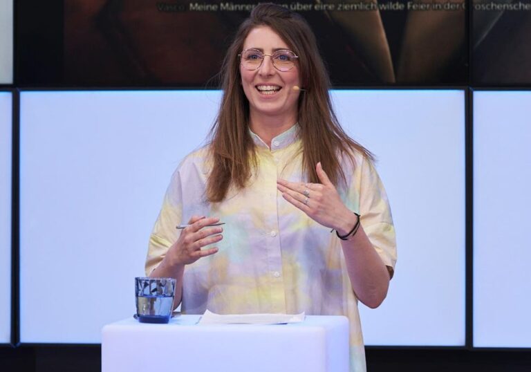 Sofia Kats alter, Größe, gewicht, vermögen, eltern, Freund, Ehemann, Biografie, wikipedia ...